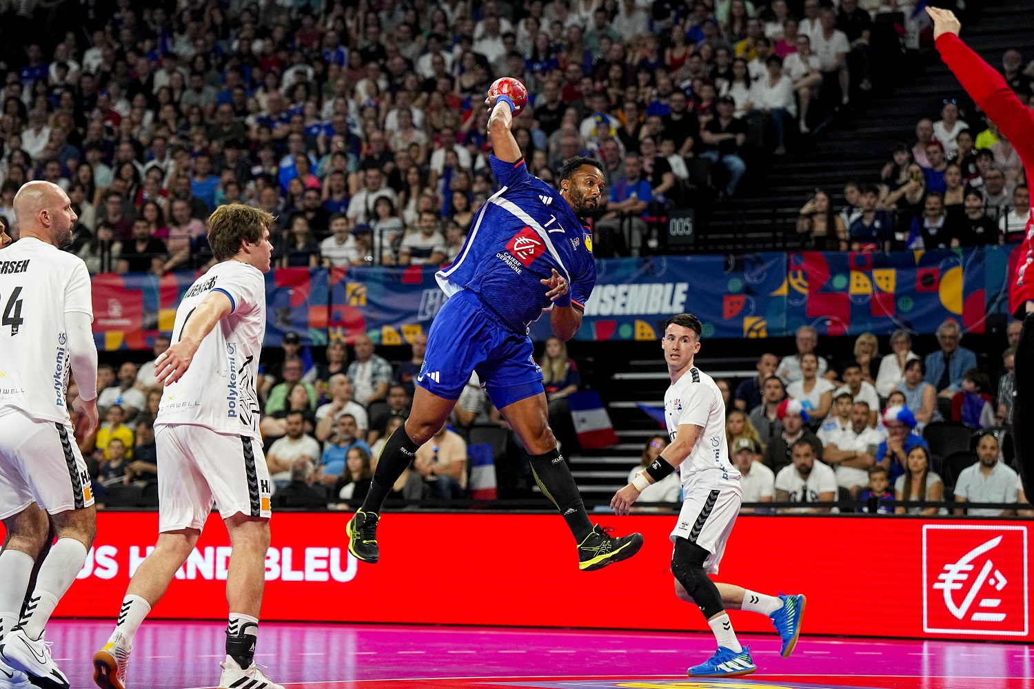 EDF (M) | Timothey N'Guessan met un terme à sa carrière internationale ...