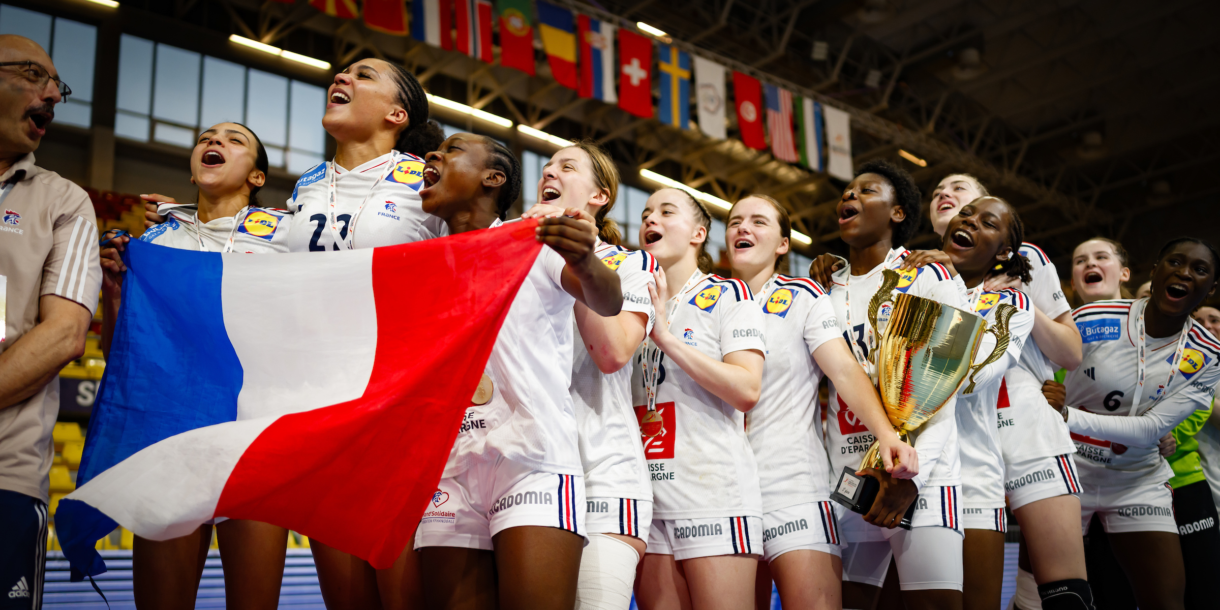 Mondial U20 | La All Stars Team avec 2 joueuses françaises - HandNews