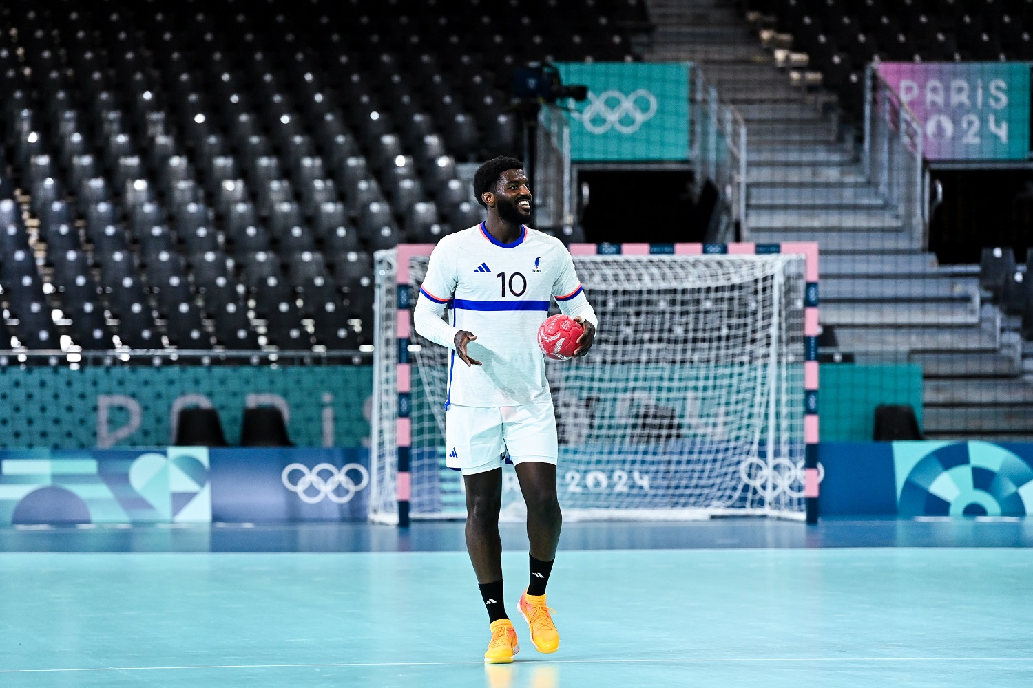 EDF (M) | Dika Mem forfait pour le Championnat du Monde - HandNews